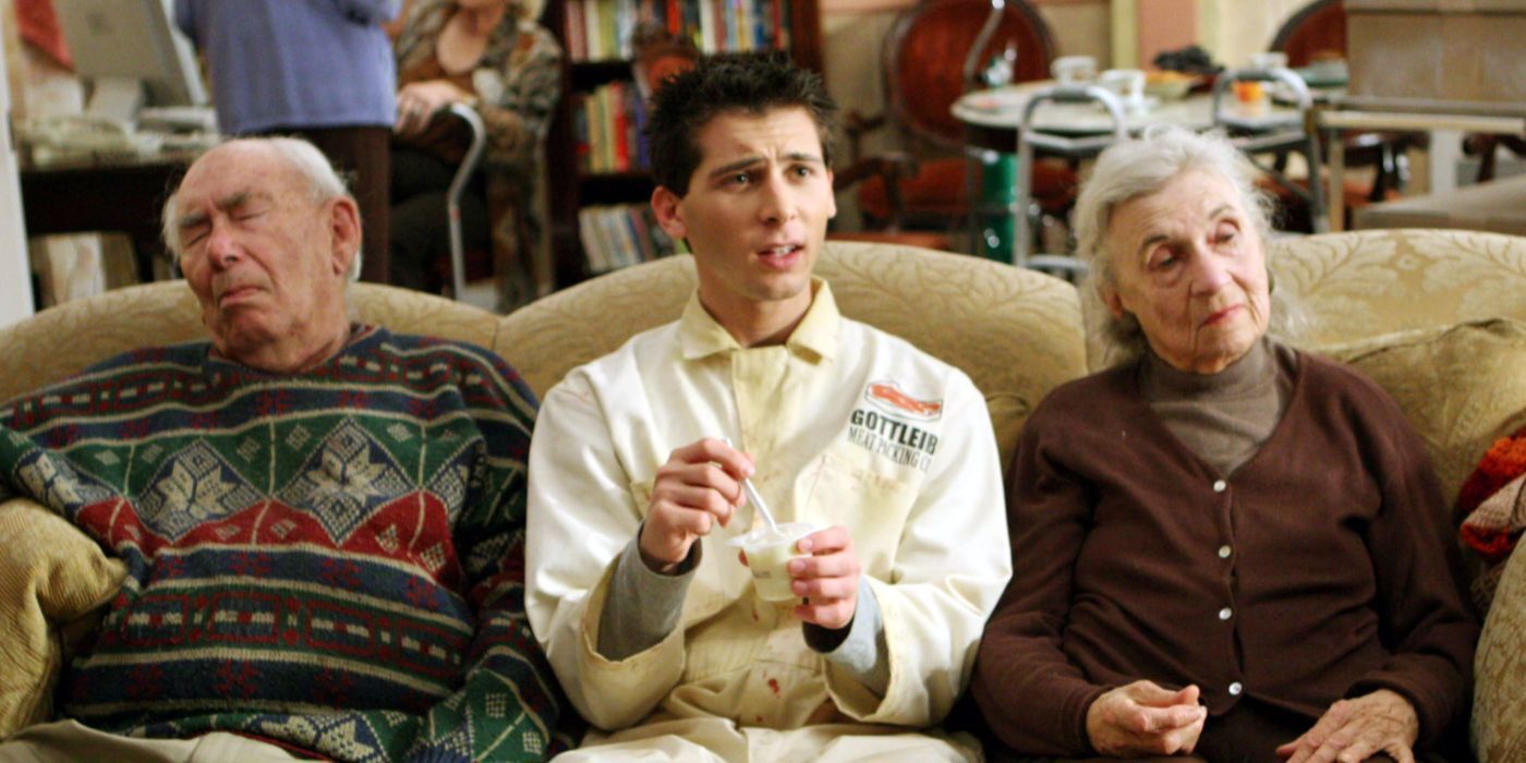 The greatest sitcom of the 2000s returns in first teaser for upcoming ...