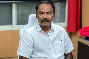 Former Kadapa mayor moves HC, challenges notification for early mayoral ...