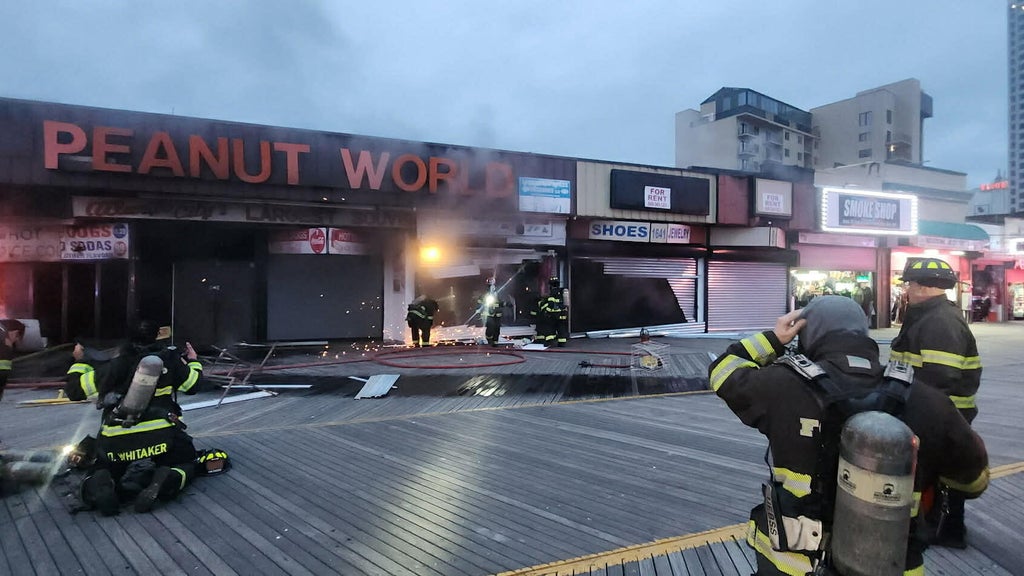 Fire damages Peanut World on Atlantic City Boardwalk, three other ...