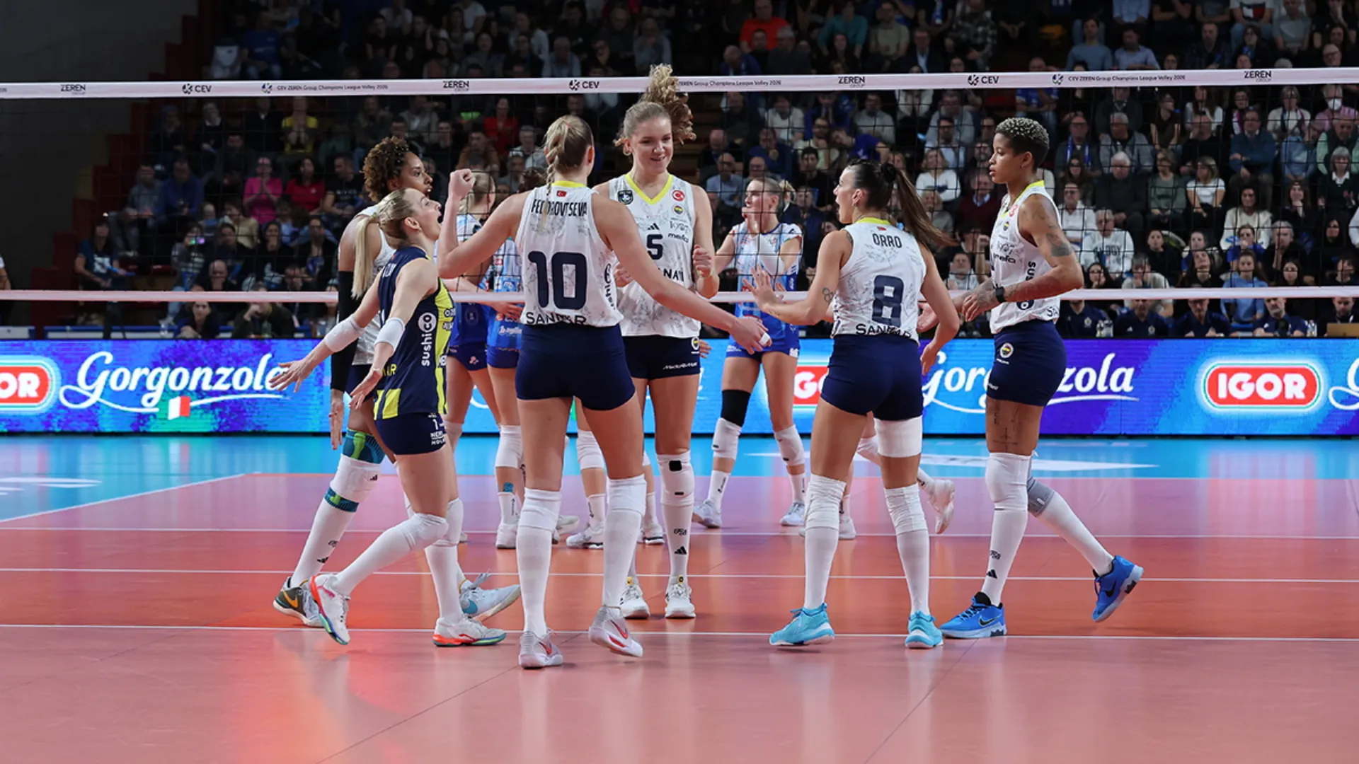 Alessia Orro, la sorprendente domanda di un giornalista al ritorno in ...