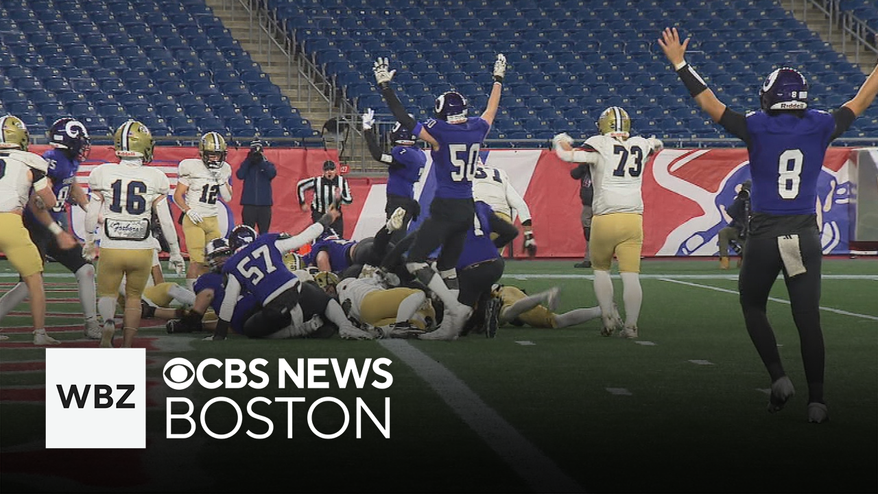 High school football teams take the field at Gillette Stadium