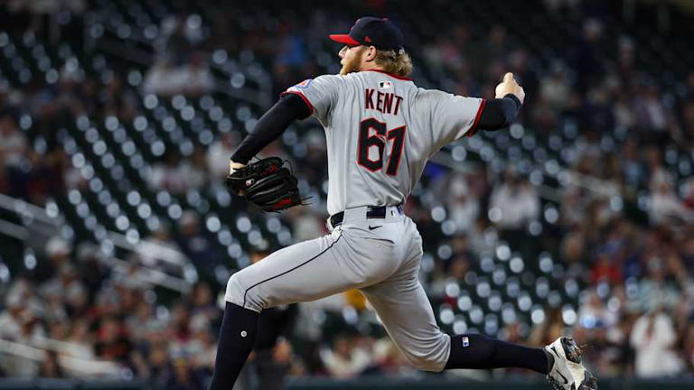 Cardinals officially add 27-year-old pitcher from Guardians