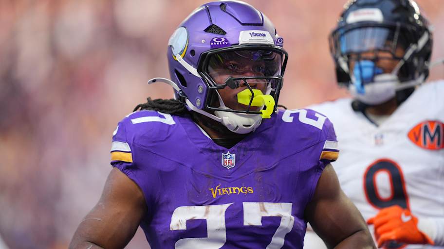 Fantasy football week 14 start ‘em, sit ‘em: Jordan Mason vs. Kareem Hunt