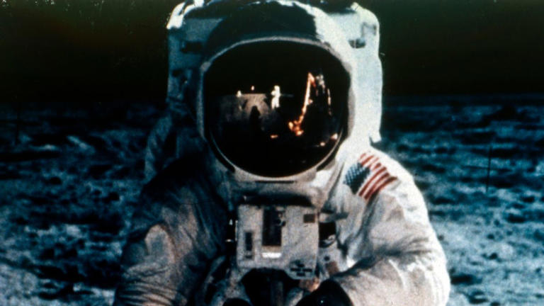 NASA didn't drop 'bombshell' admitting moon landing was a hoax