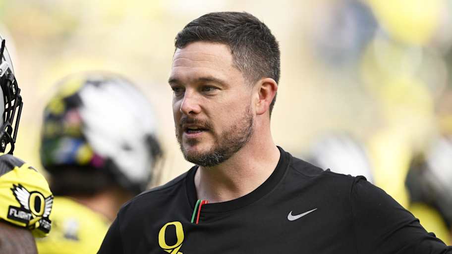 Oregon answers defensive coordinator question after Tosh Lupoi's move ...