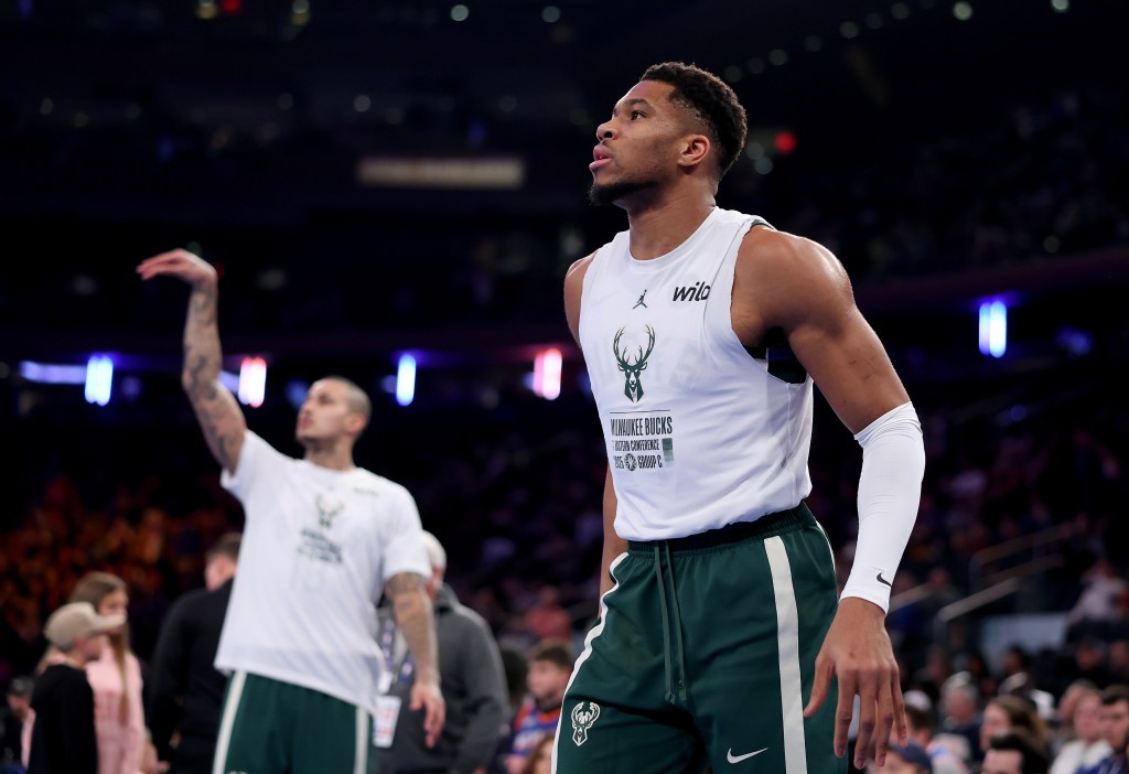 Massive Knicks trade idea has New York landing Giannis