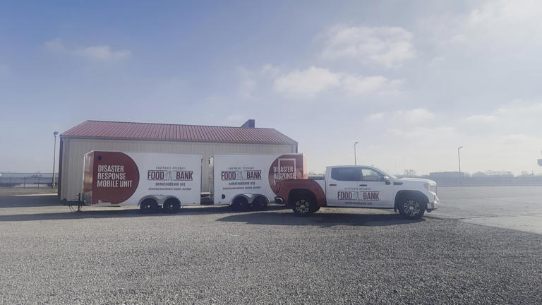 SEMO Food Bank recieves disaster-relief trailers ahead of spring storm ...