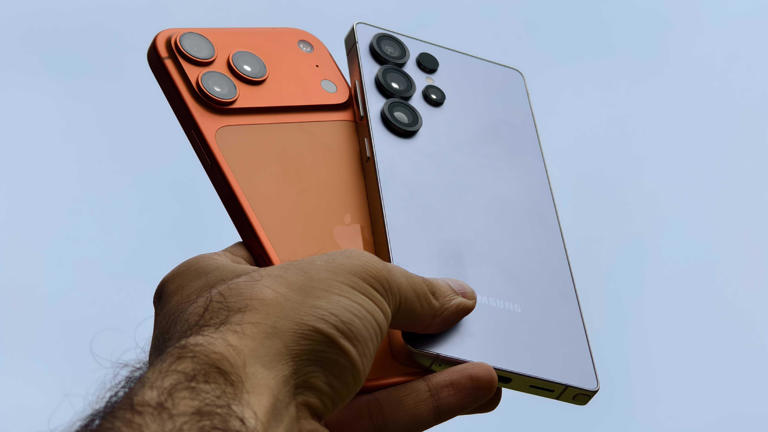 Global RAM shortage will raise smartphone prices in 2026, analysts say ...