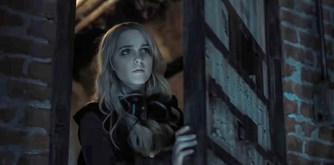 Five Nights at Freddy's 2 review: This shameful waste of McKenna Grace ...