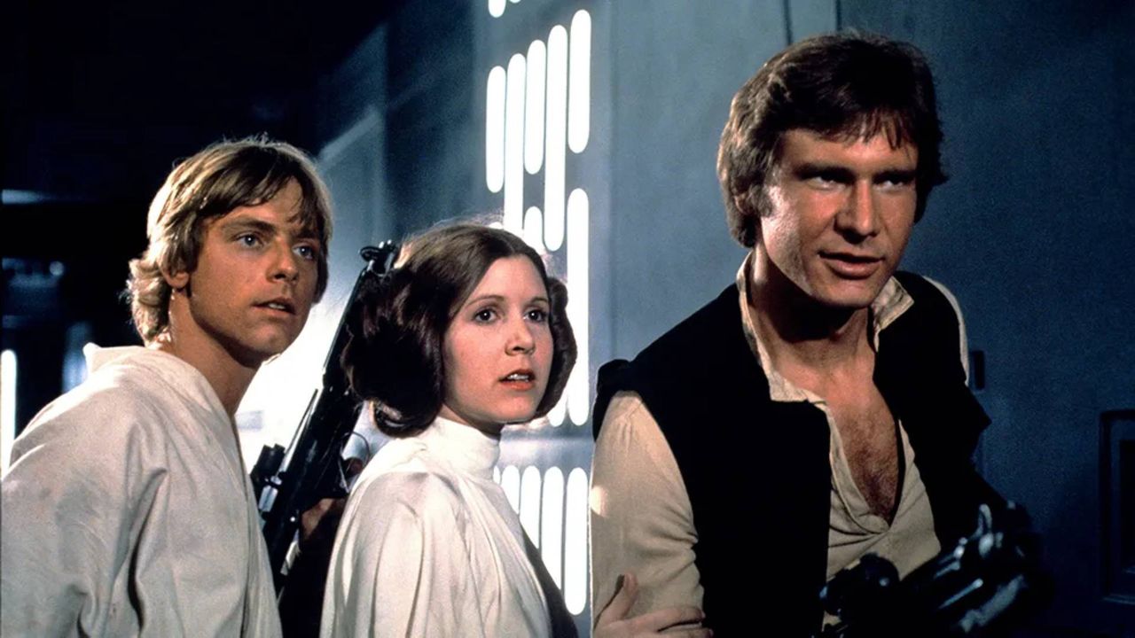 Star Wars' Mark Hamill says he asked JJ Abrams for a Luke, Han, and ...