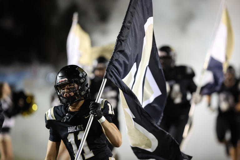 FHSAA board passes rules to control high school transfers. What to know