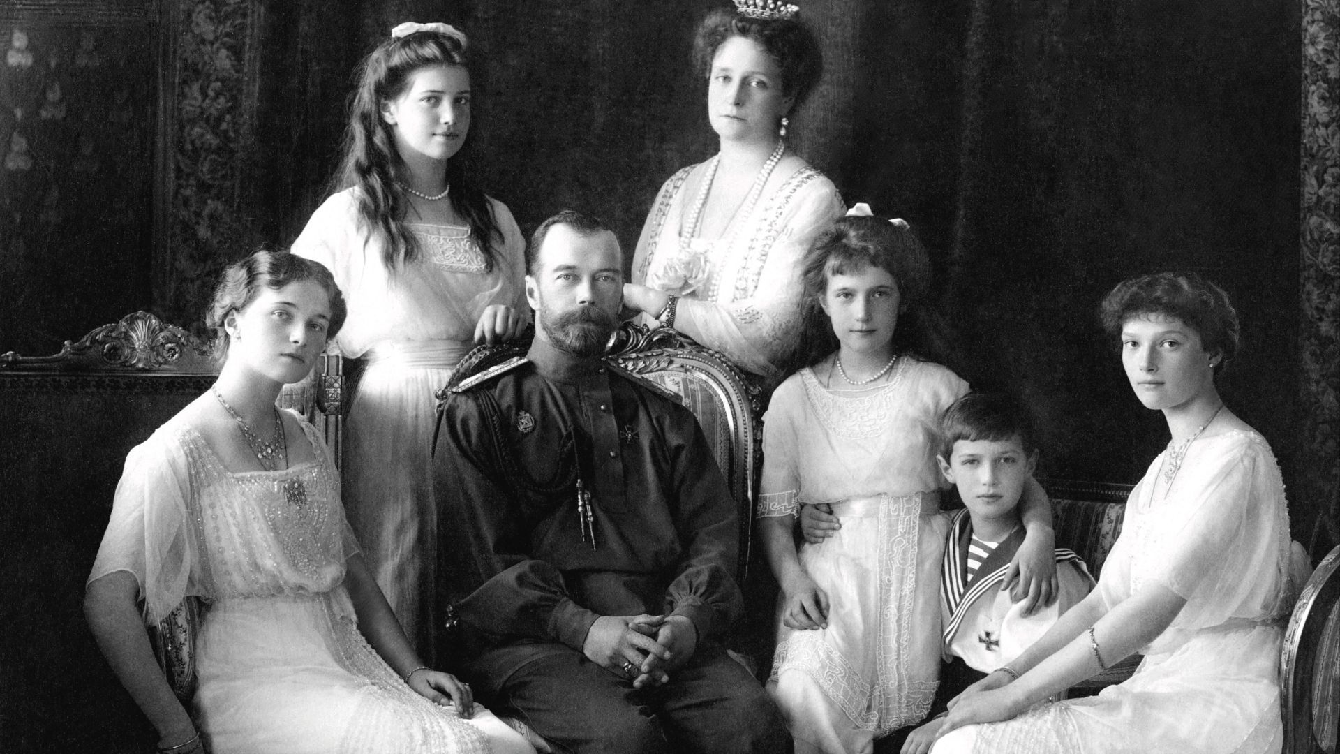 You think you have problems? These royal families were cursed