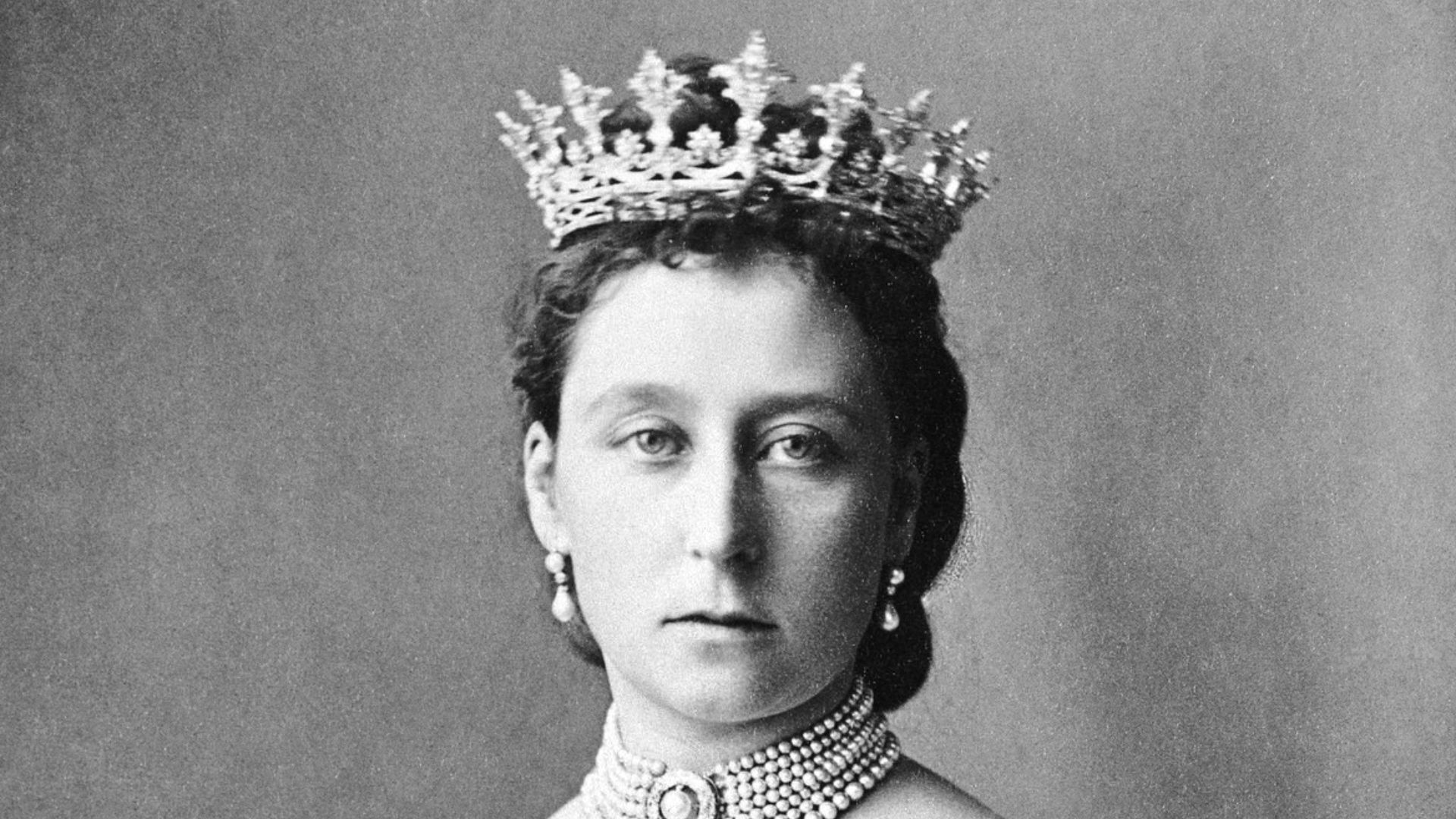 You think you have problems? These royal families were cursed
