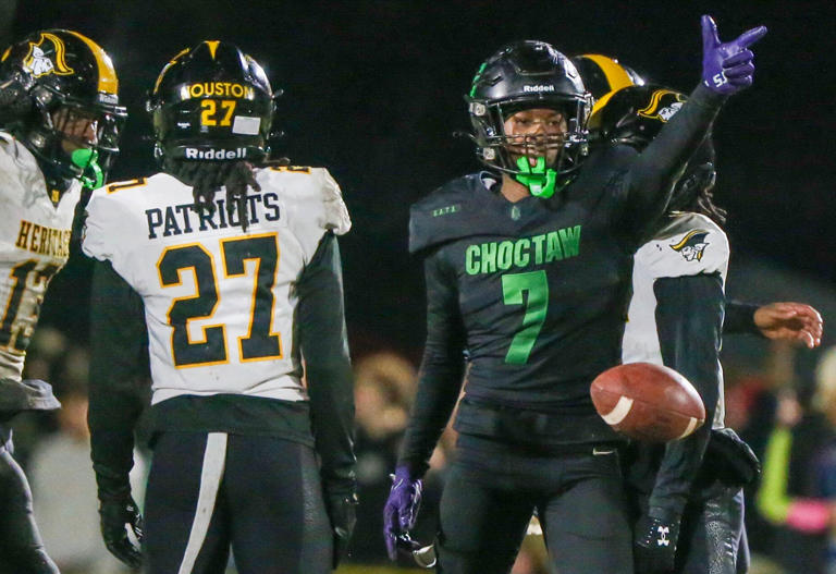 Choctaw football state title hopes end, but 'we're still climbing'