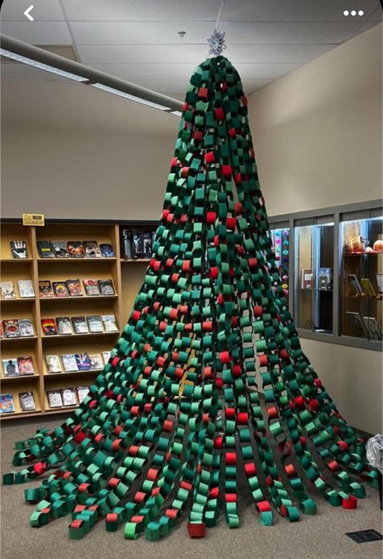 7 model pohon Natal 2025 yang unik dan mudah dibuat