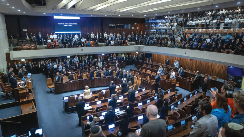 בליץ החקיקה של הקואליציה יוצא לדרך: ארבע הצעות שנויות במחלוקת על סדר היום