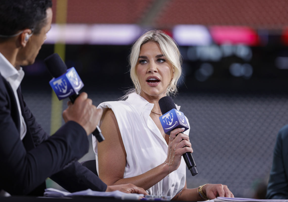 NFL reporter Charissa Thompson's outfit steals the spotlight in Cowboys ...