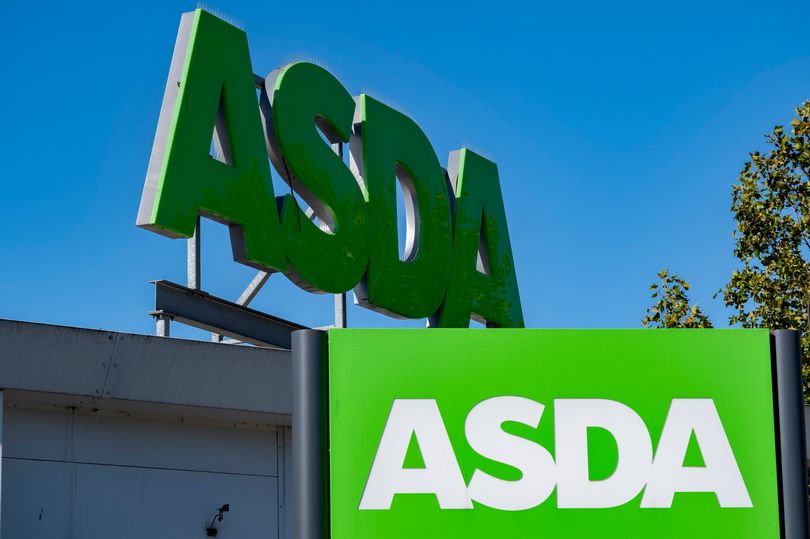 Asda's £10 'pretty' spring bedding is reversible