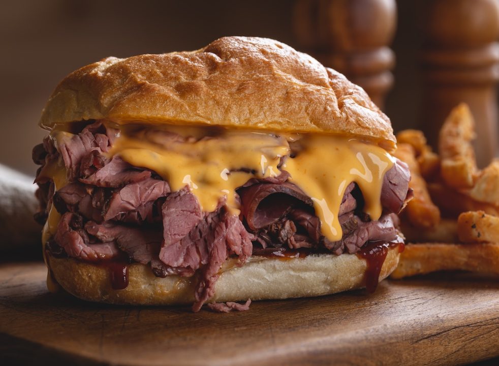 5 chain restaurants with the best roast beef, according to chefs