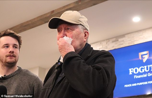 Incredible moment veteran, 88, receives $1.7M check from strangers ...