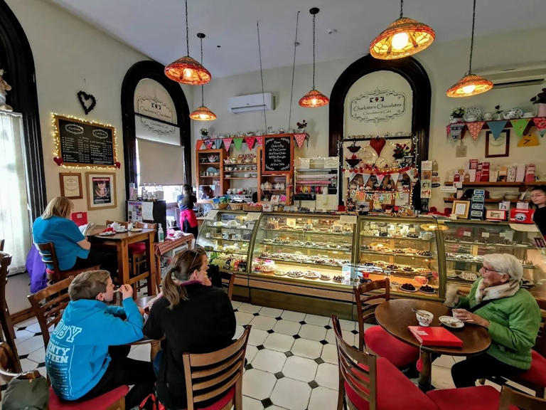 The pretty little Derbyshire spa town better than Cotswolds or Bath and ...