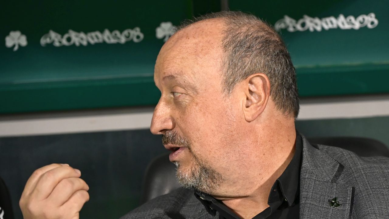 Μπενίτεθ: «Να μην κάνουμε ανόητα πράγματα»