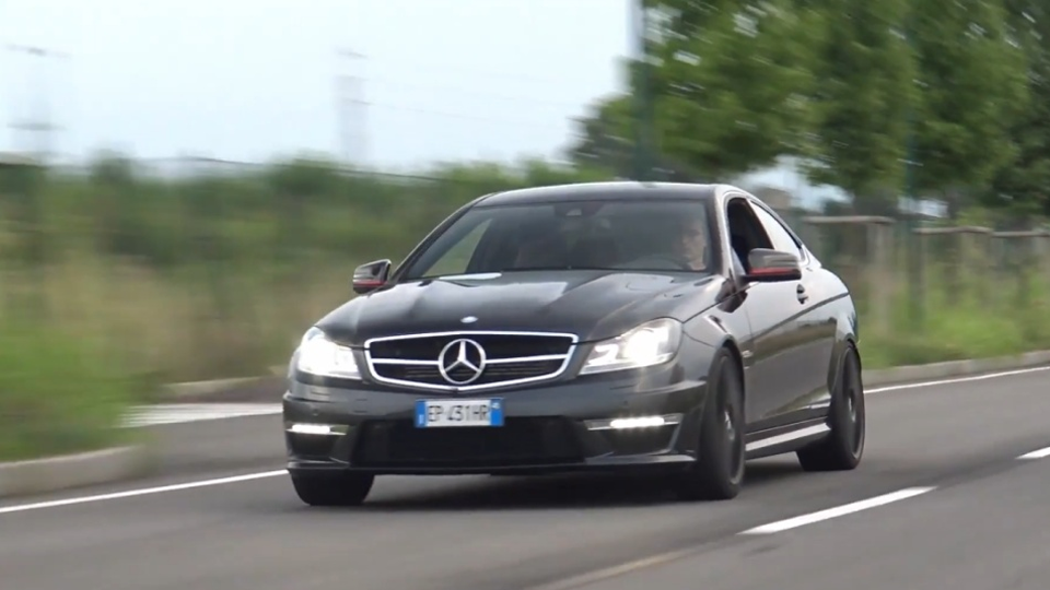 How loud is the C63 AMG W204?