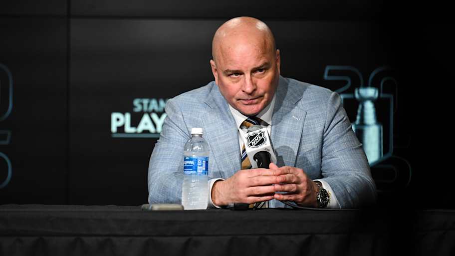 St. Louis Blues bench boss not on hot seat, according to odds