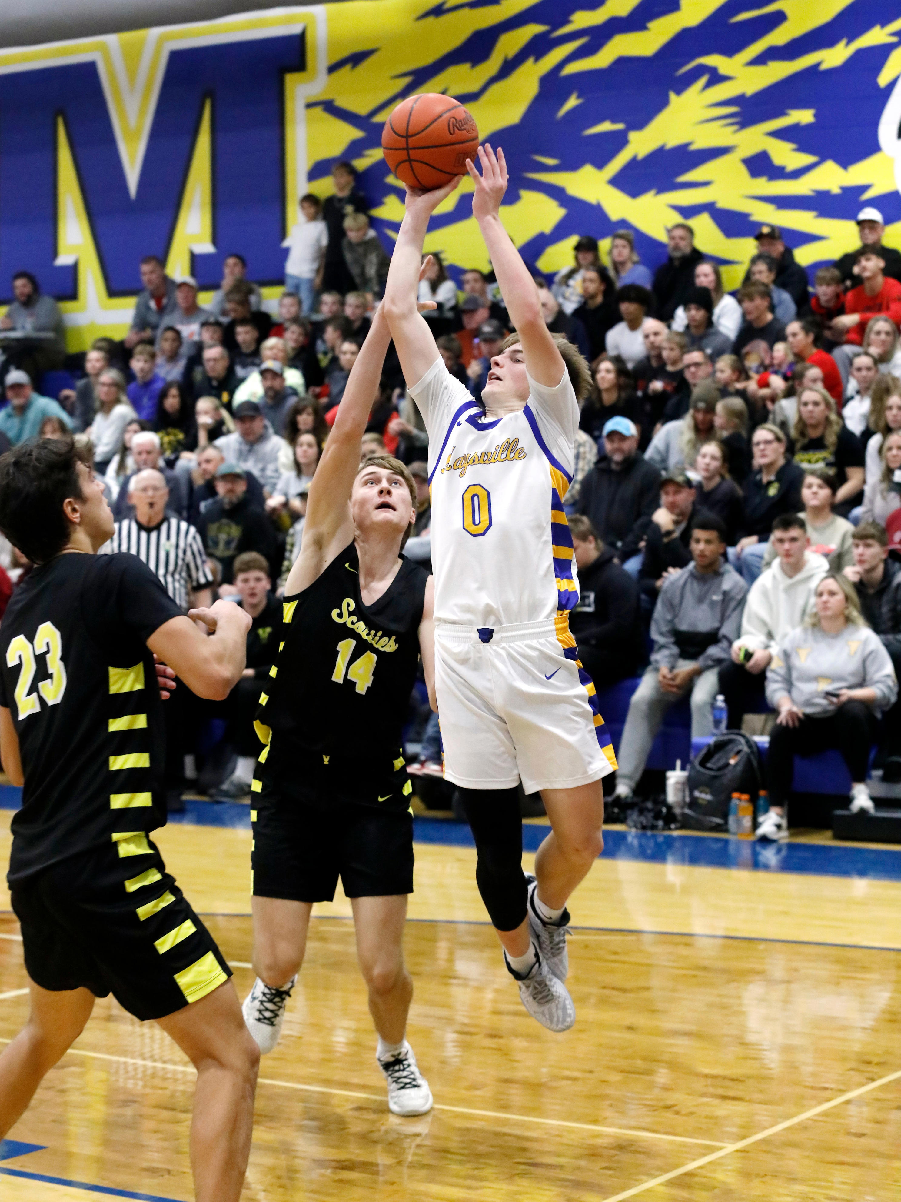 Tyson Spicer, Dominic Bates star at Jimmy Wood; weekend top performers