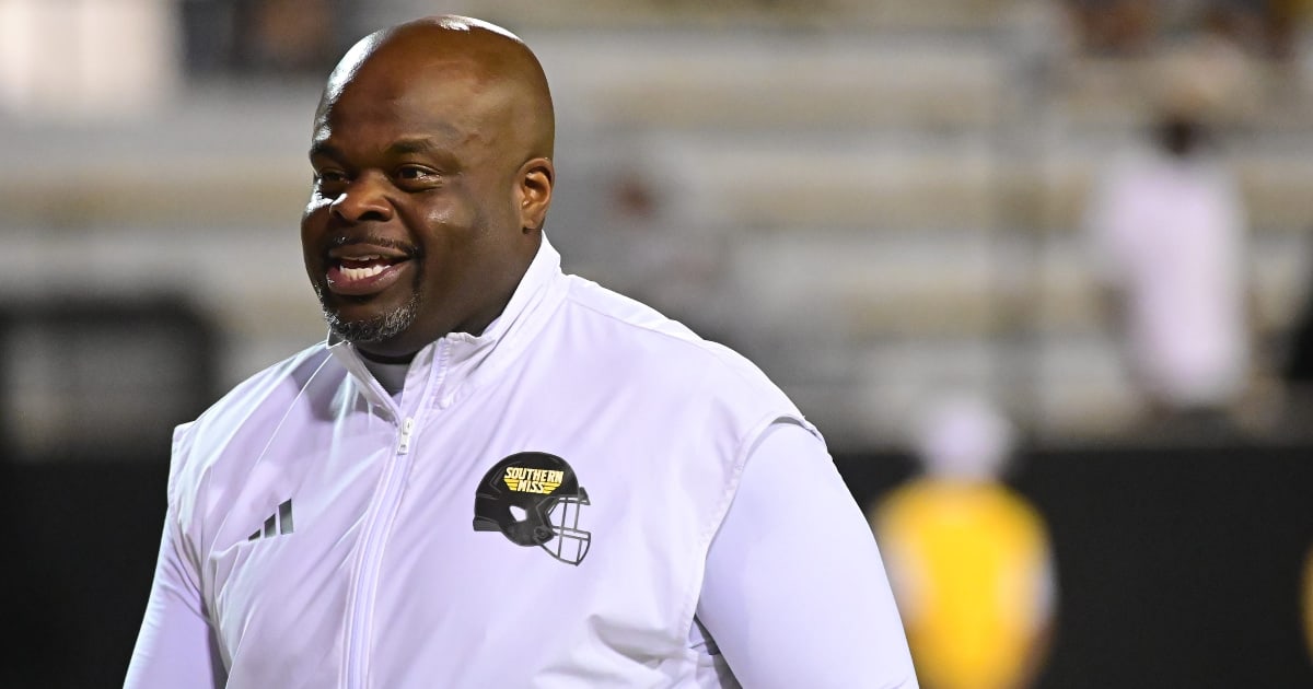 Memphis football to hire Charles Huff as head coach