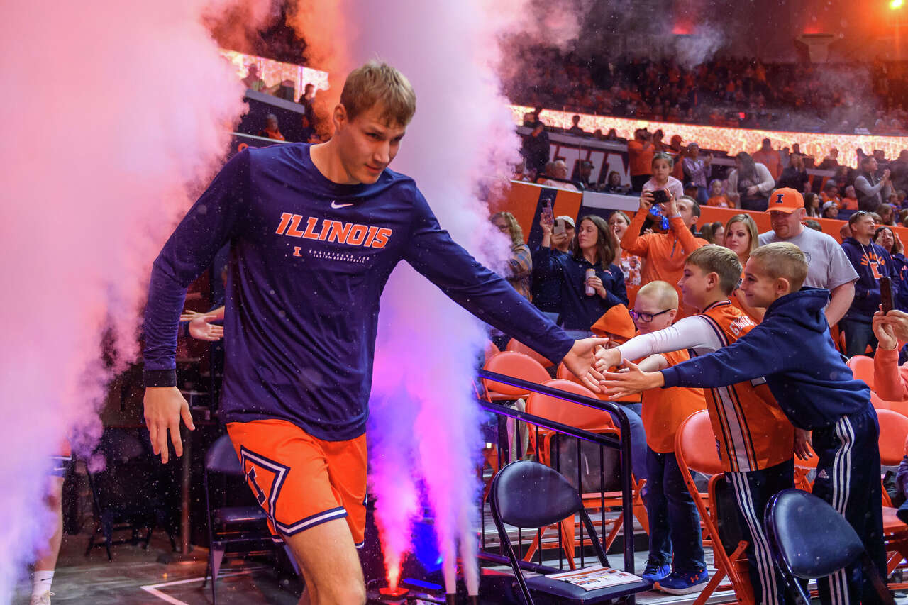 Illinois basketball's backup center Jason Jakstys out with blood clot