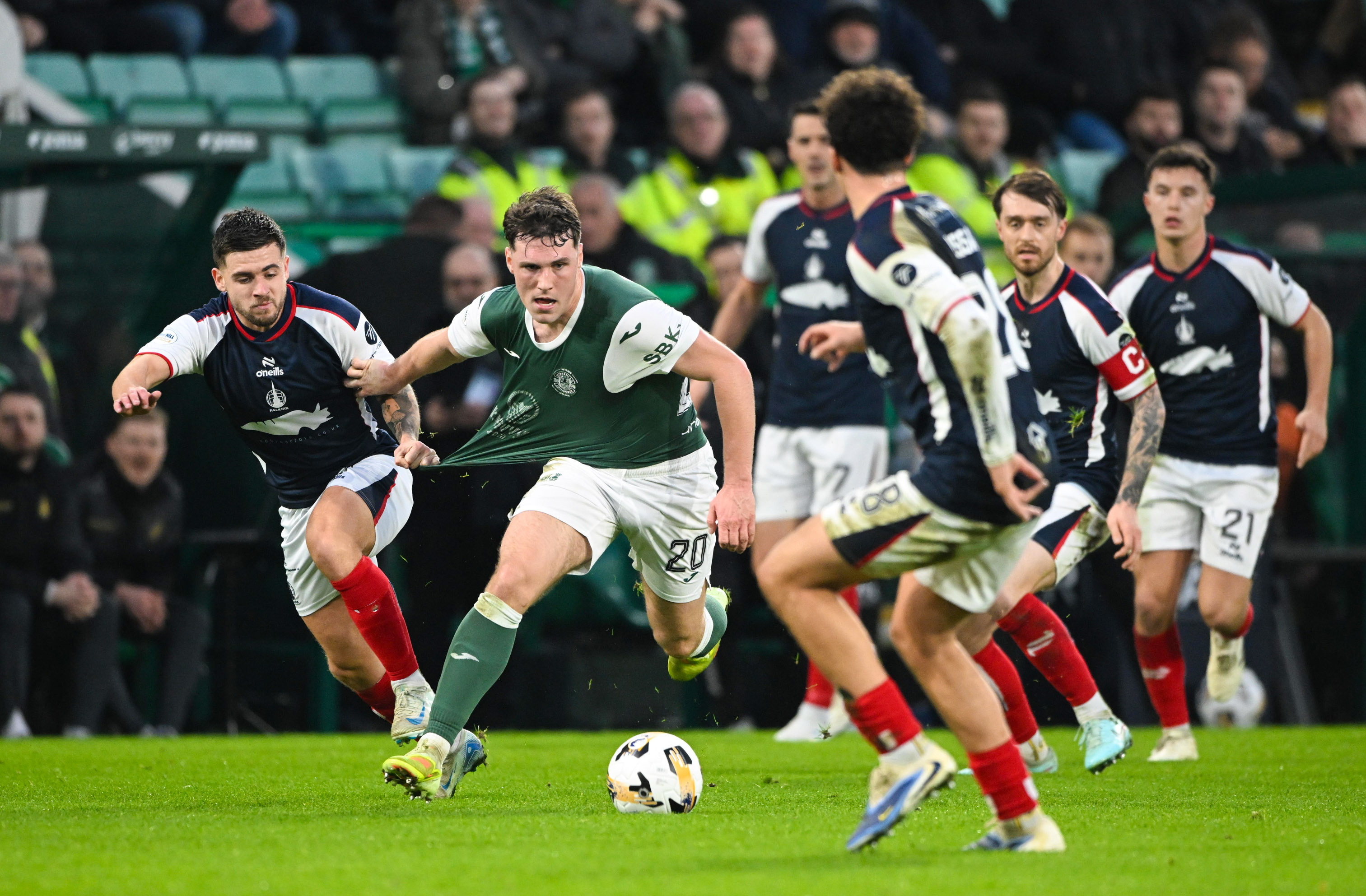 Hibs injury news: Major blow as star midfielder ruled out - and could ...