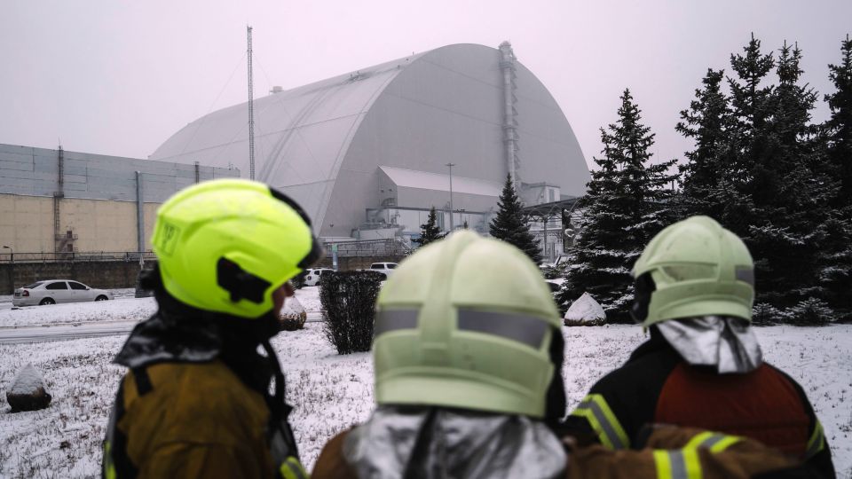 Chernobyl protective shield can no longer confine radiation after drone ...