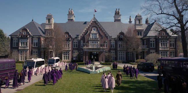 The Testaments sets April premiere date: See first-look photos of Ann ...