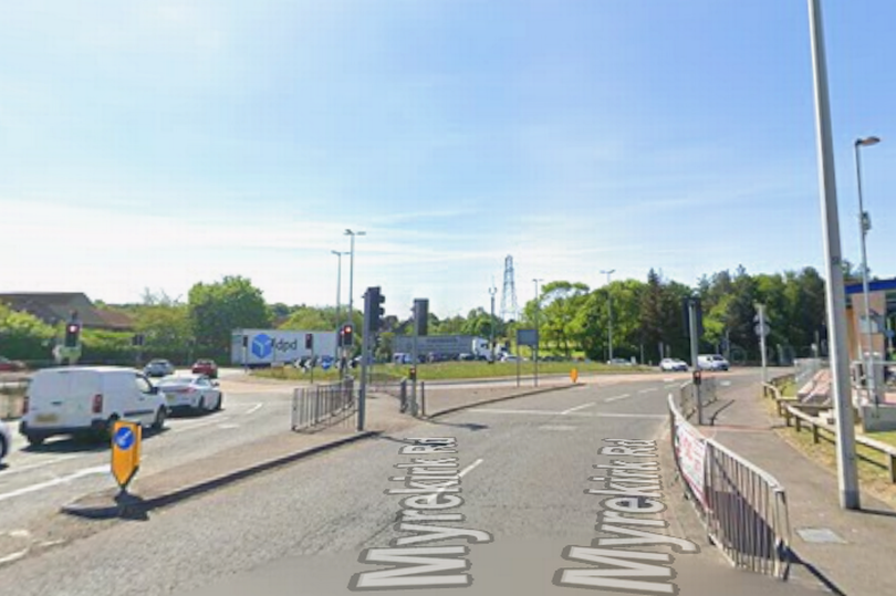 Hunt for hit and run driver after man seriously injured in Dundee