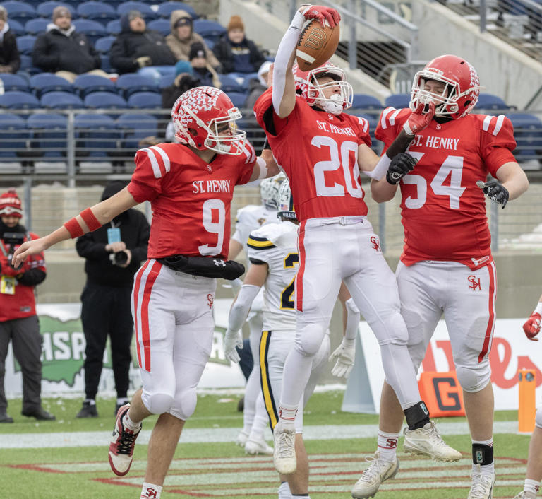 Charlie Werling leads St. Henry back to Ohio high school football's elite