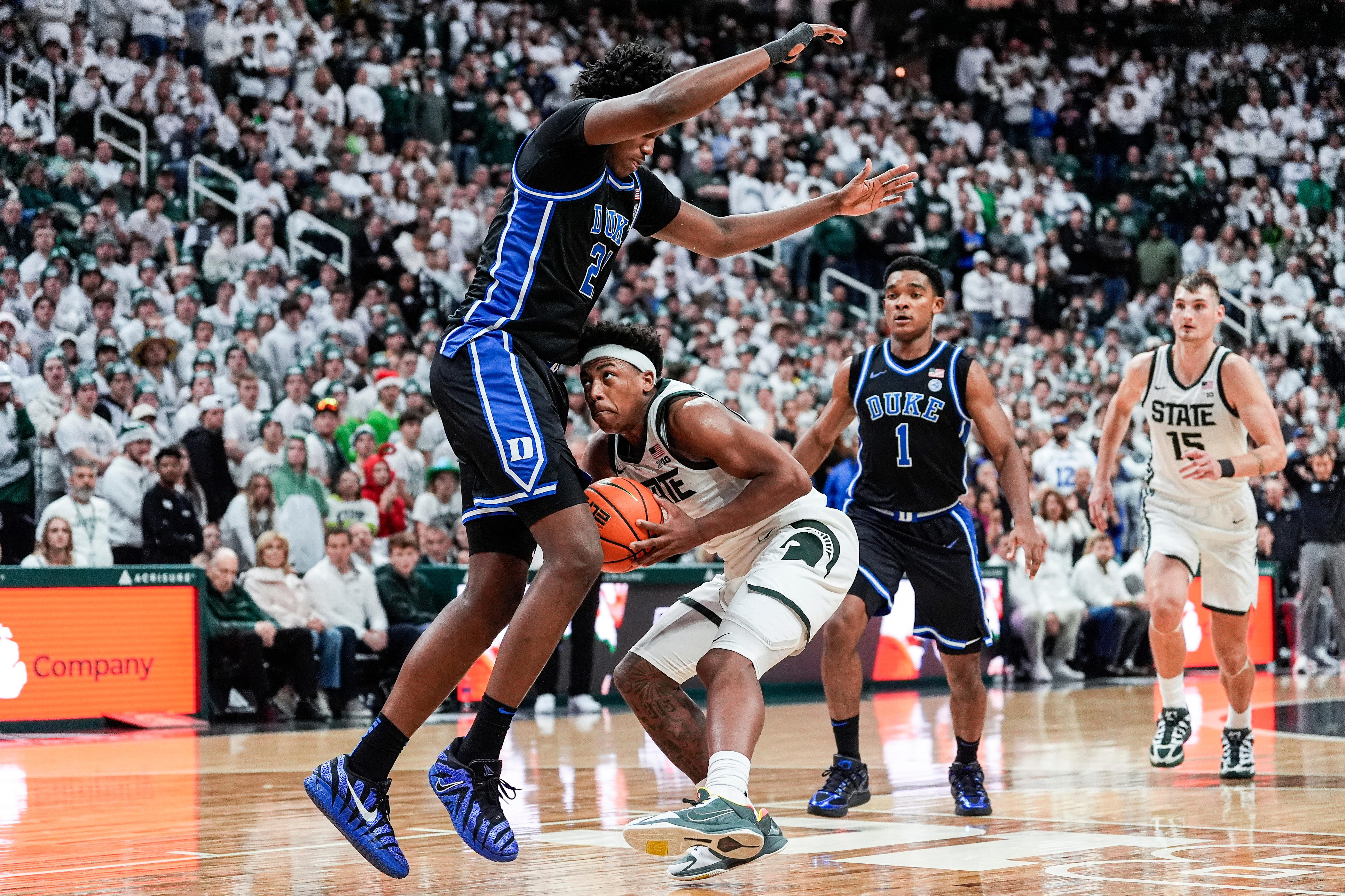 Michigan State flummoxed by Duke zone, Spartans wilt 66-60 in 1st loss