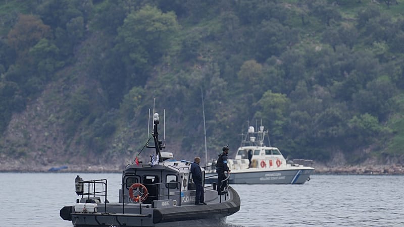 Migrant shipwreck in Crete leaves at least 18 dead