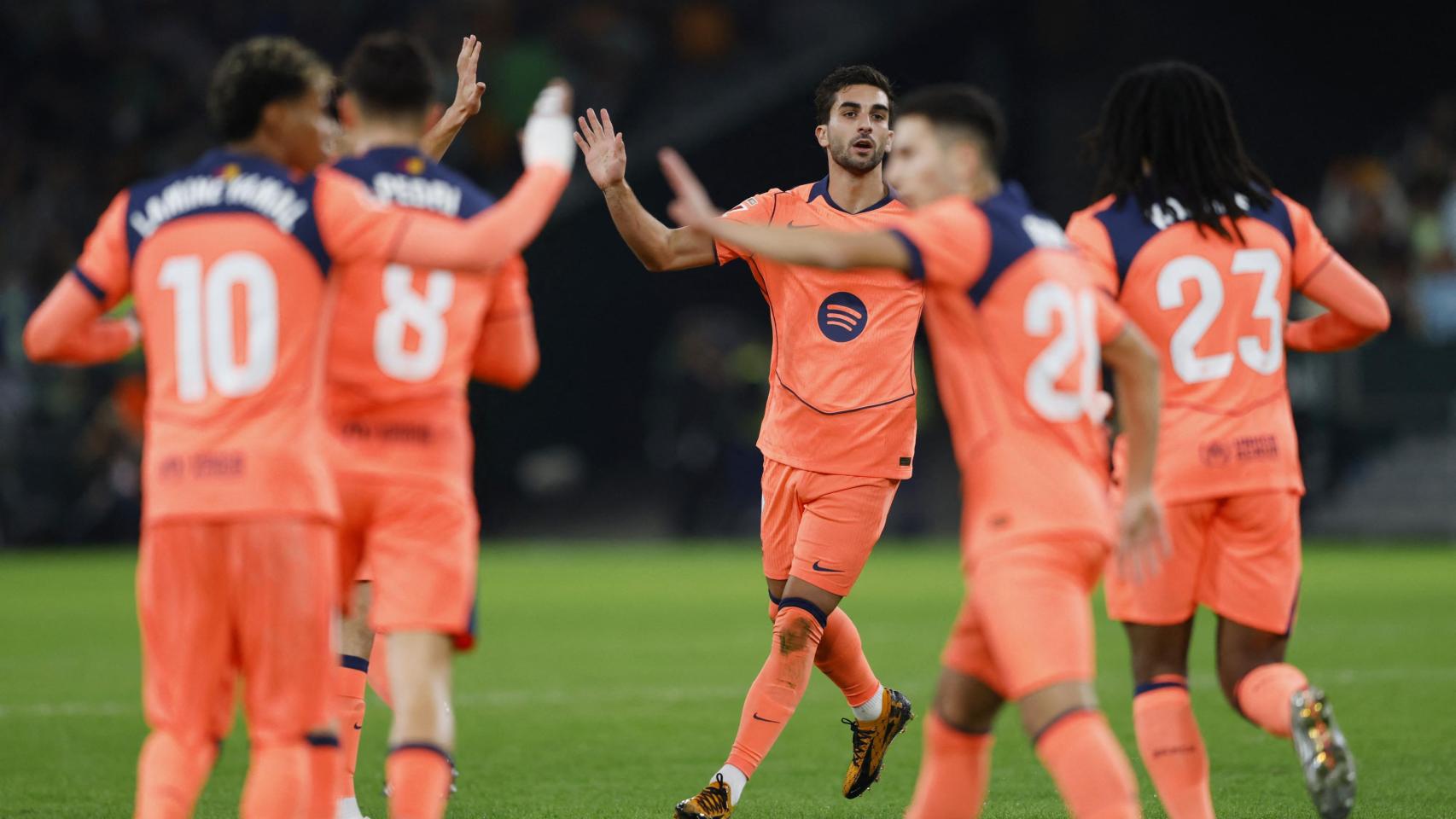 Ferran Torres, con un hat-trick, lidera el festival goleador del Barça ...