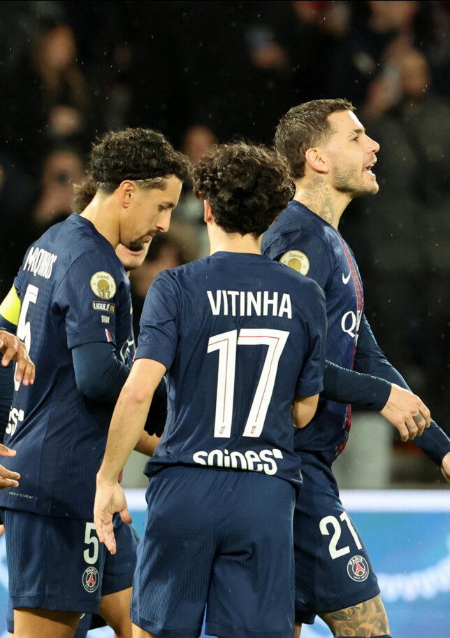 Doppio Kvara, il PSG stende il Rennes e risponde al Lens. Strasburgo ...