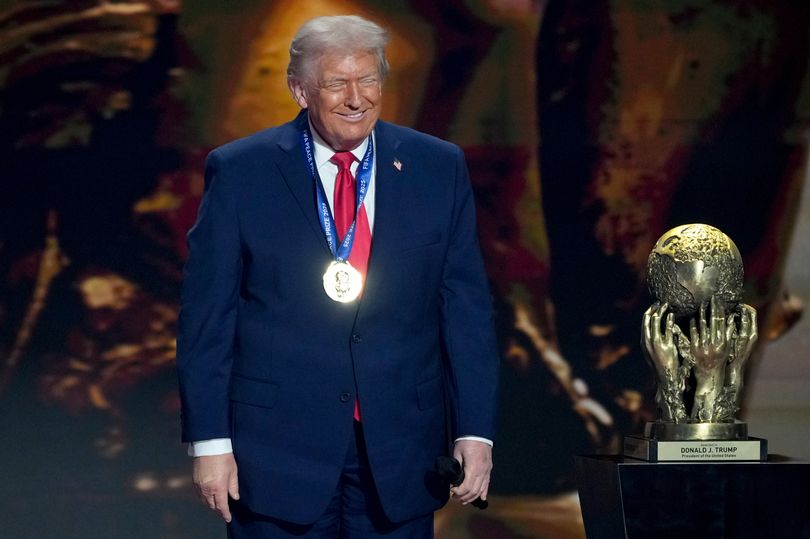 Trump accepts another made-up trophy as he pushes 'beautiful, clean ...