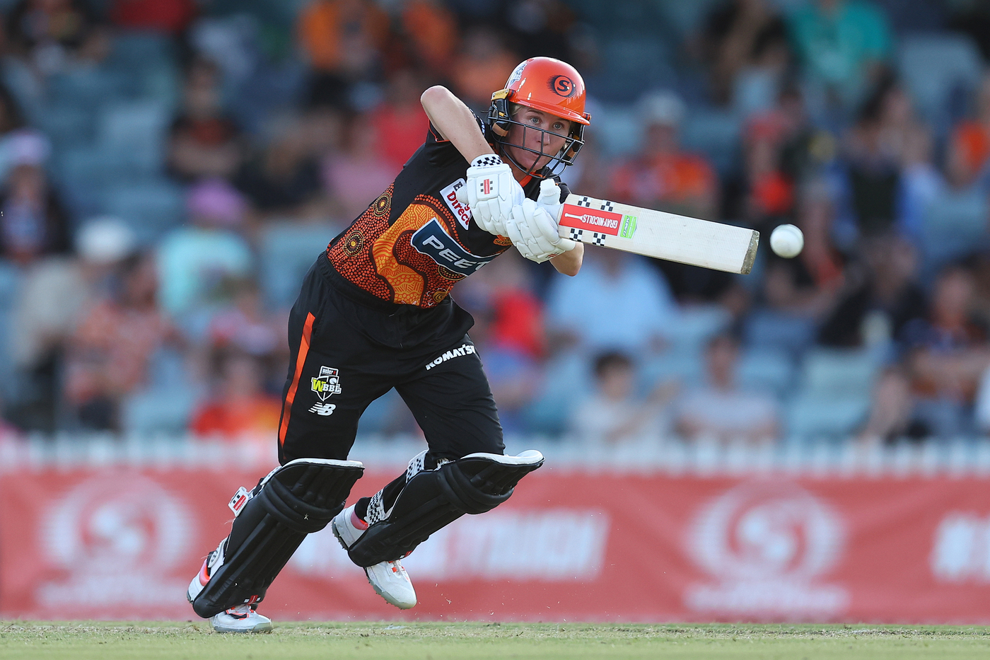 Mooney, King book Perth Scorchers' spot in WBBL final