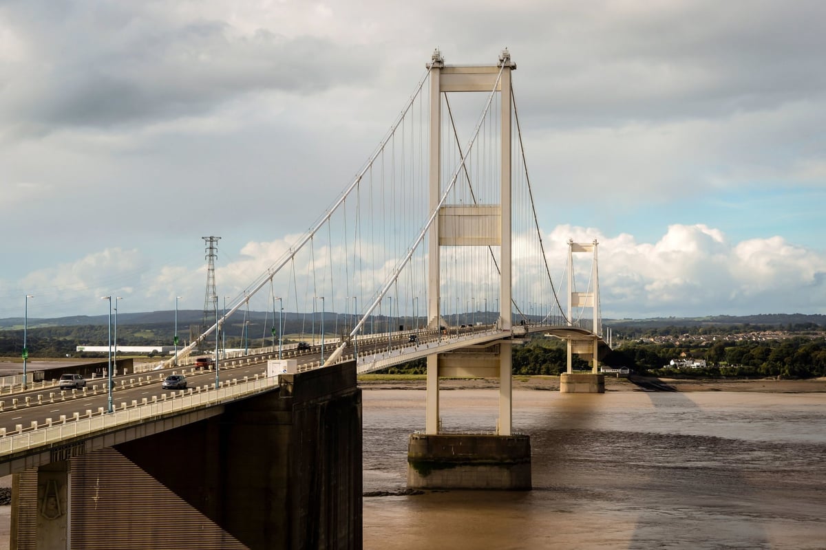 Major motorway bridge shut as strong winds cause major disruption