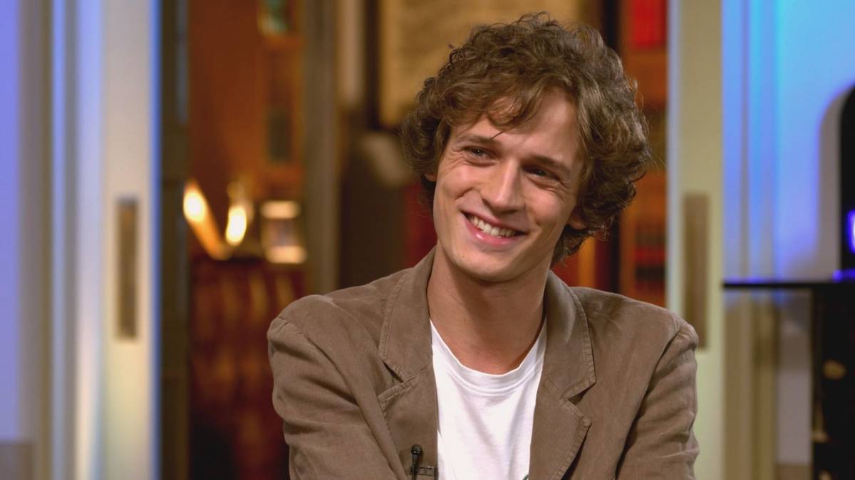 O ator Vicente Gil recorda a infância à conversa com Daniel Oliveira: “Muitas das asneiras que ...