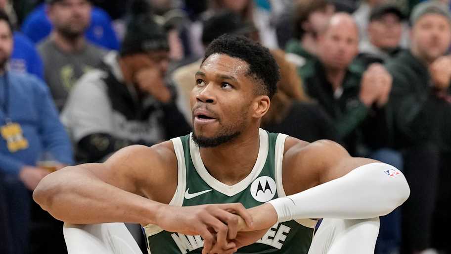 Hawks will not use their secret weapon in Giannis trade talks