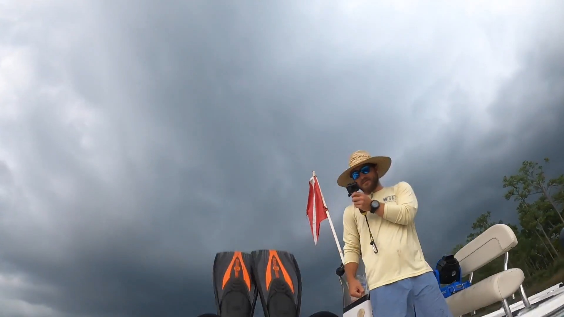 A sudden storm dragged us into chaos while scuba diving - almost killed us