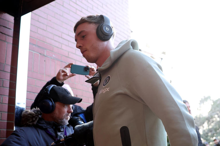 Chelsea 2-0 Everton: Gusto shines to send Blues into top four - Live