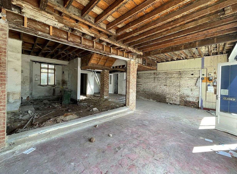 Plans to turn Curwen’s Cycle Repairs in Deal High Street into family home