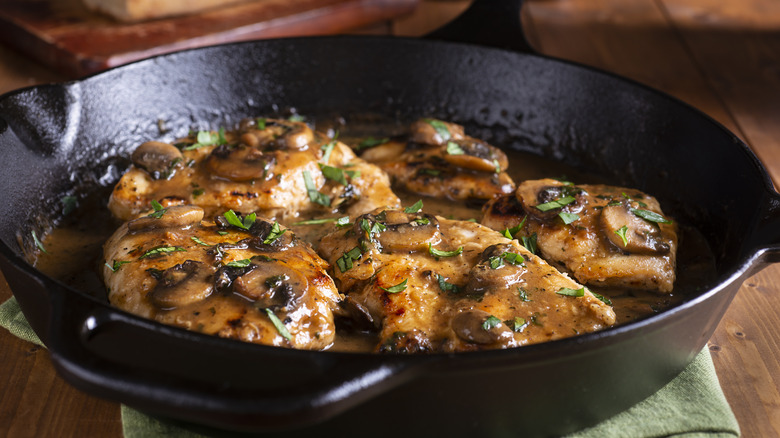 Common mistakes you're making with your cast iron skillet — and how to ...