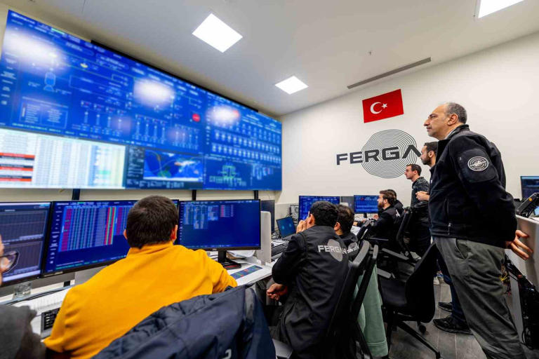 Fergani’den tarihi adım: Dünya tarihinde ilk kez hibrit yörünge motoru ...